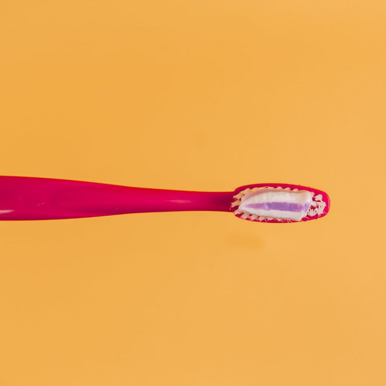 DIY Toothpaste: Eco-Friendly Toothpaste That Actually Tastes Good ...